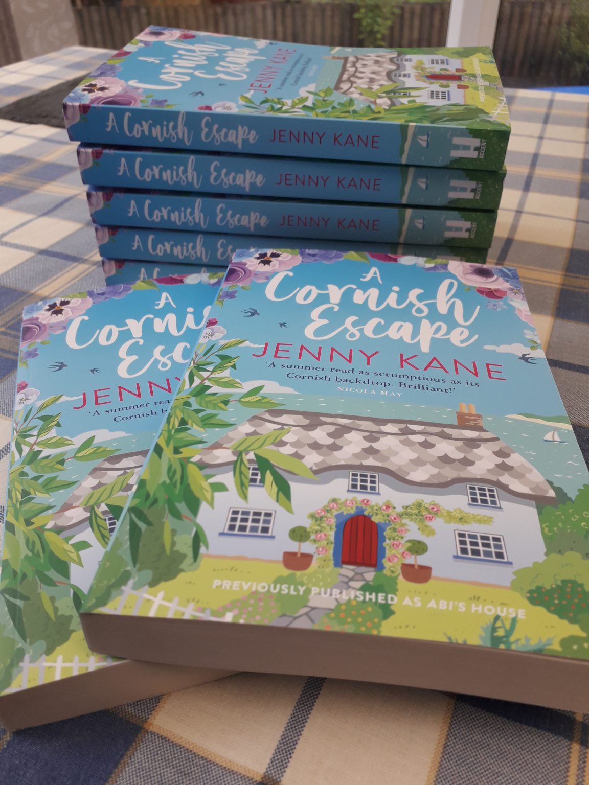 Jenny Kane & Jennifer Ash – Jenny Kane: Coffee, cupcakes, chocolate and ...